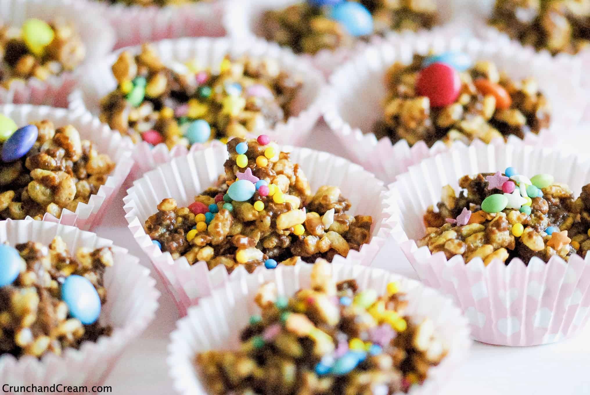 Chocolate Rice Krispie Cupcakes - Crunch & Cream