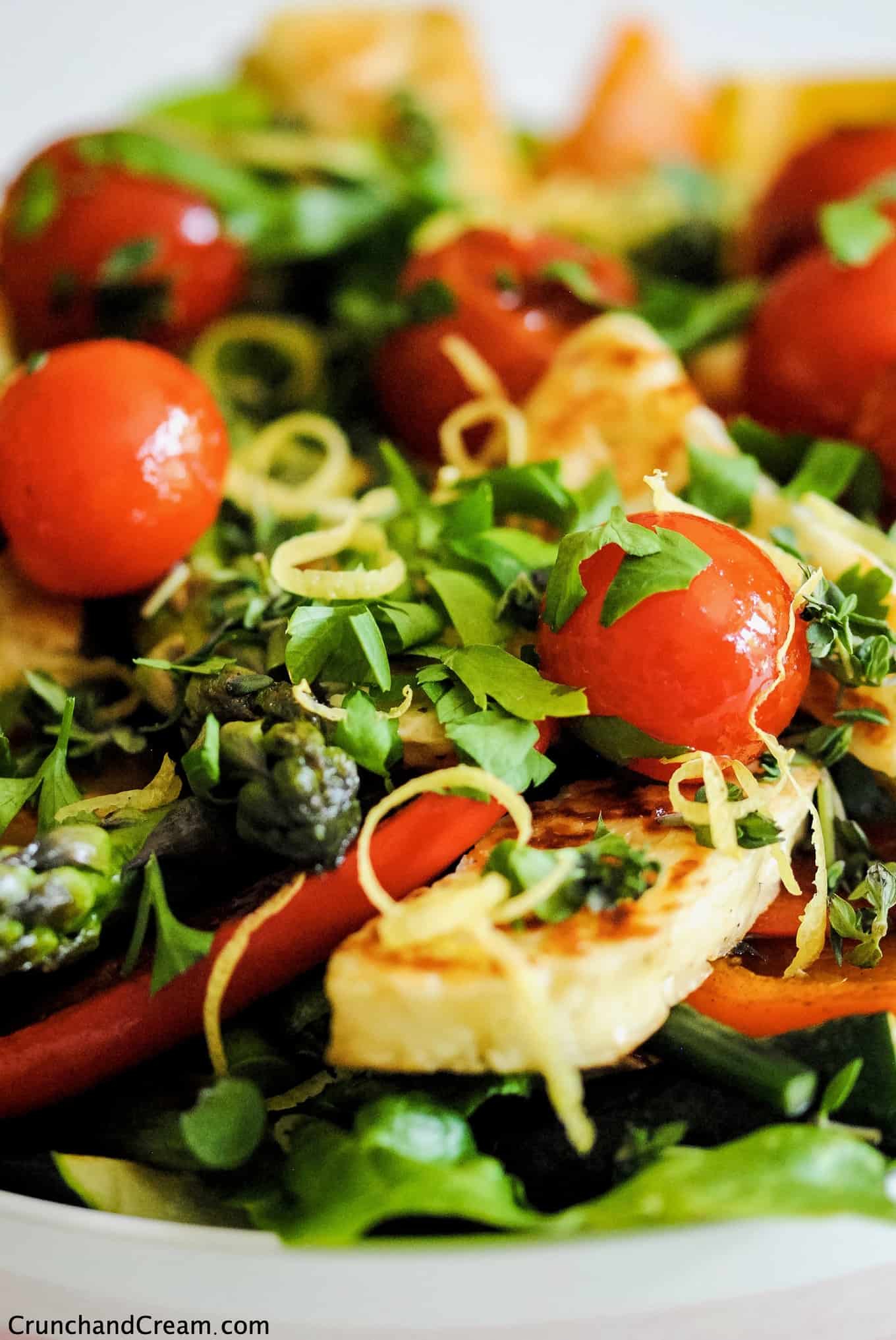 Grilled Halloumi Salad - Crunch & Cream