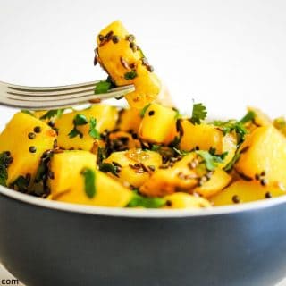 One-Pot Indian Potatoes - Crunch & Cream