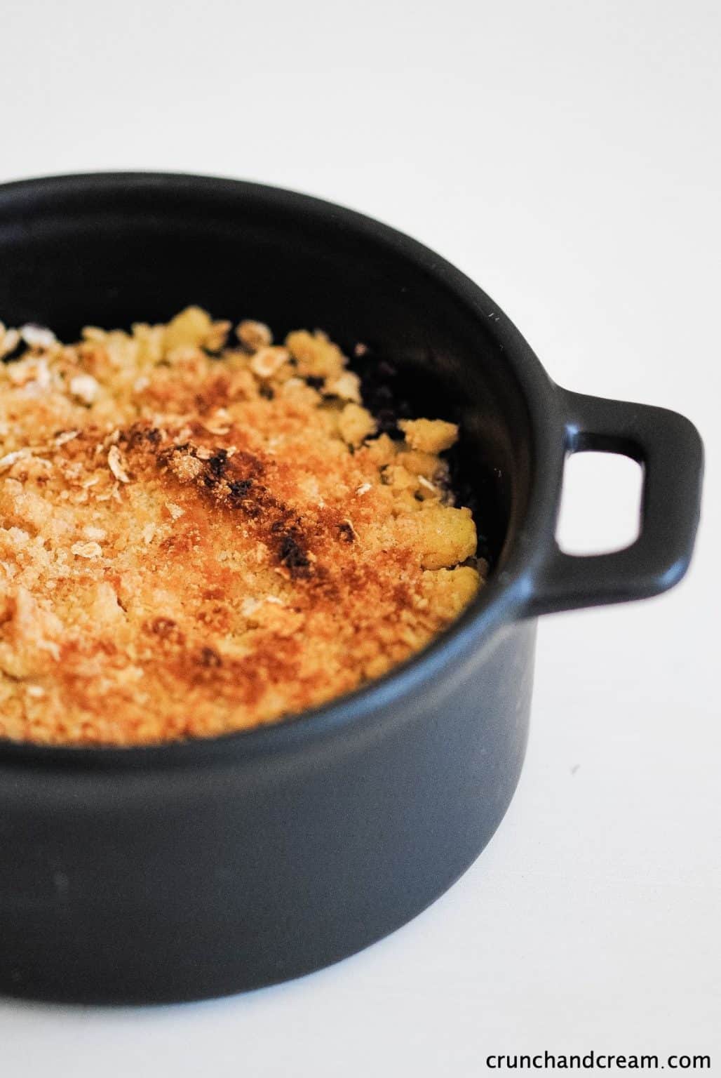 Microwave Summer Berry Crumble for One - Crunch & Cream