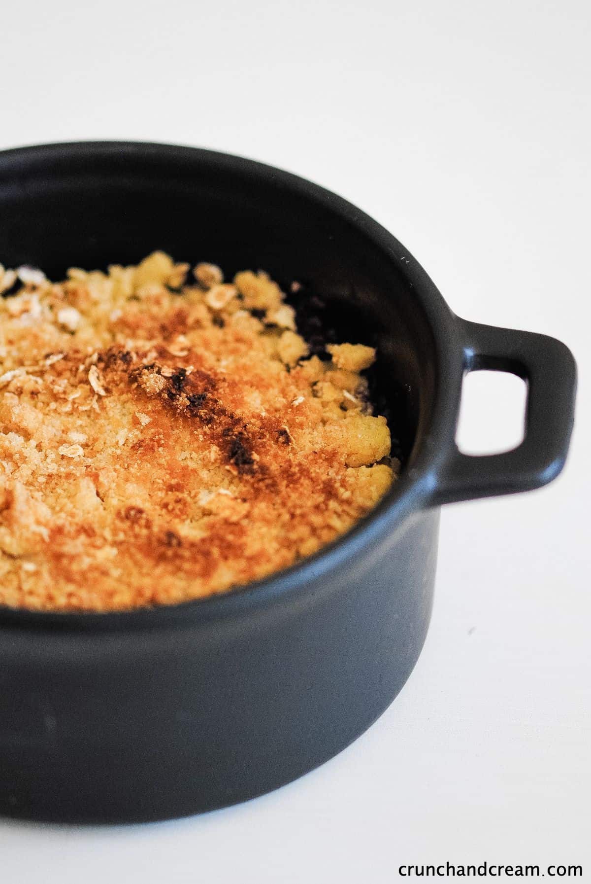 Microwave Summer Berry Crumble for One - Crunch & Cream